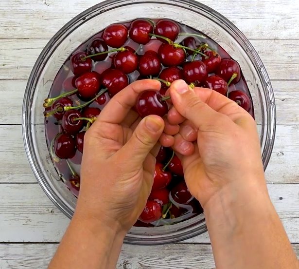 Cherries In Syrup Recipe
