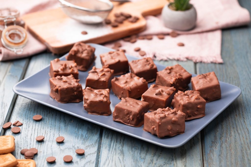 Chocolate-Covered Cheesecake Bites Recipe