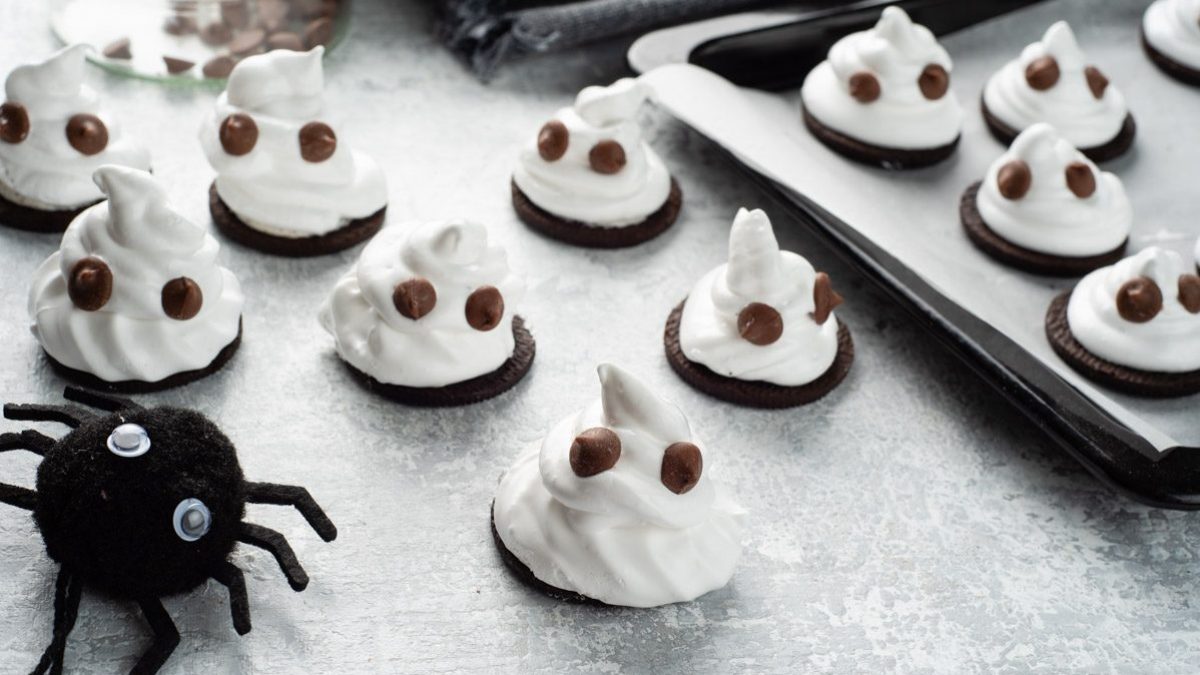 Marshmallow Ghost Cookies Recipe
