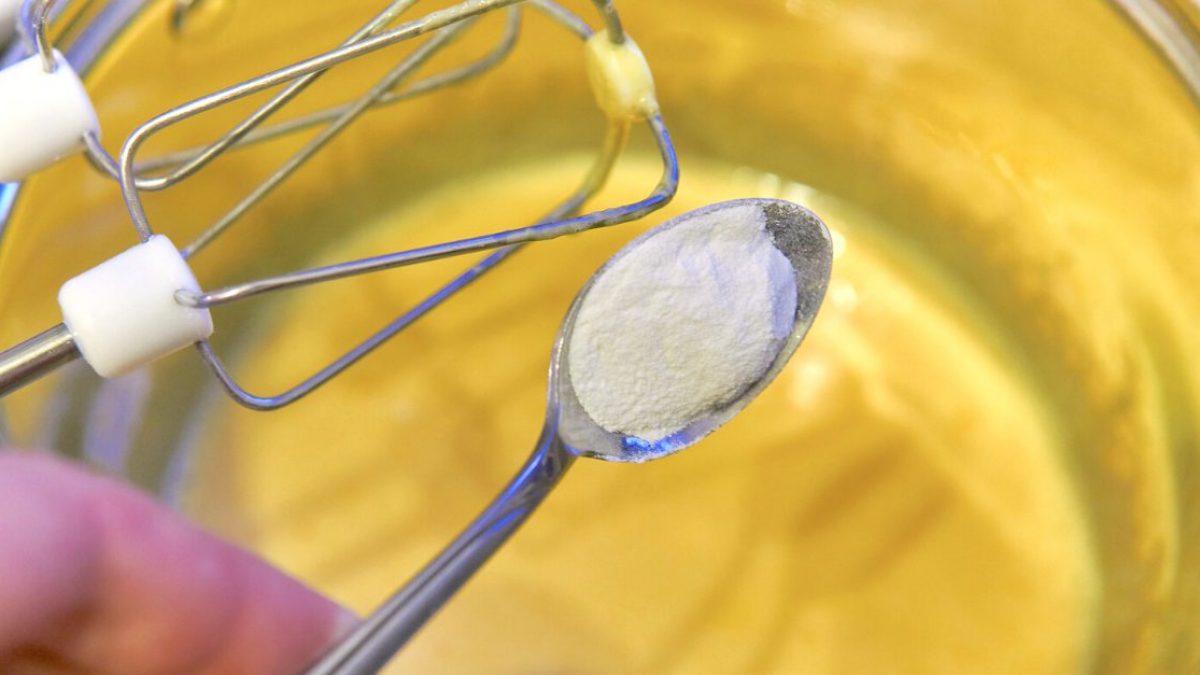 Baking 101: Check If Your Baking Powder Is Still Active Before Use