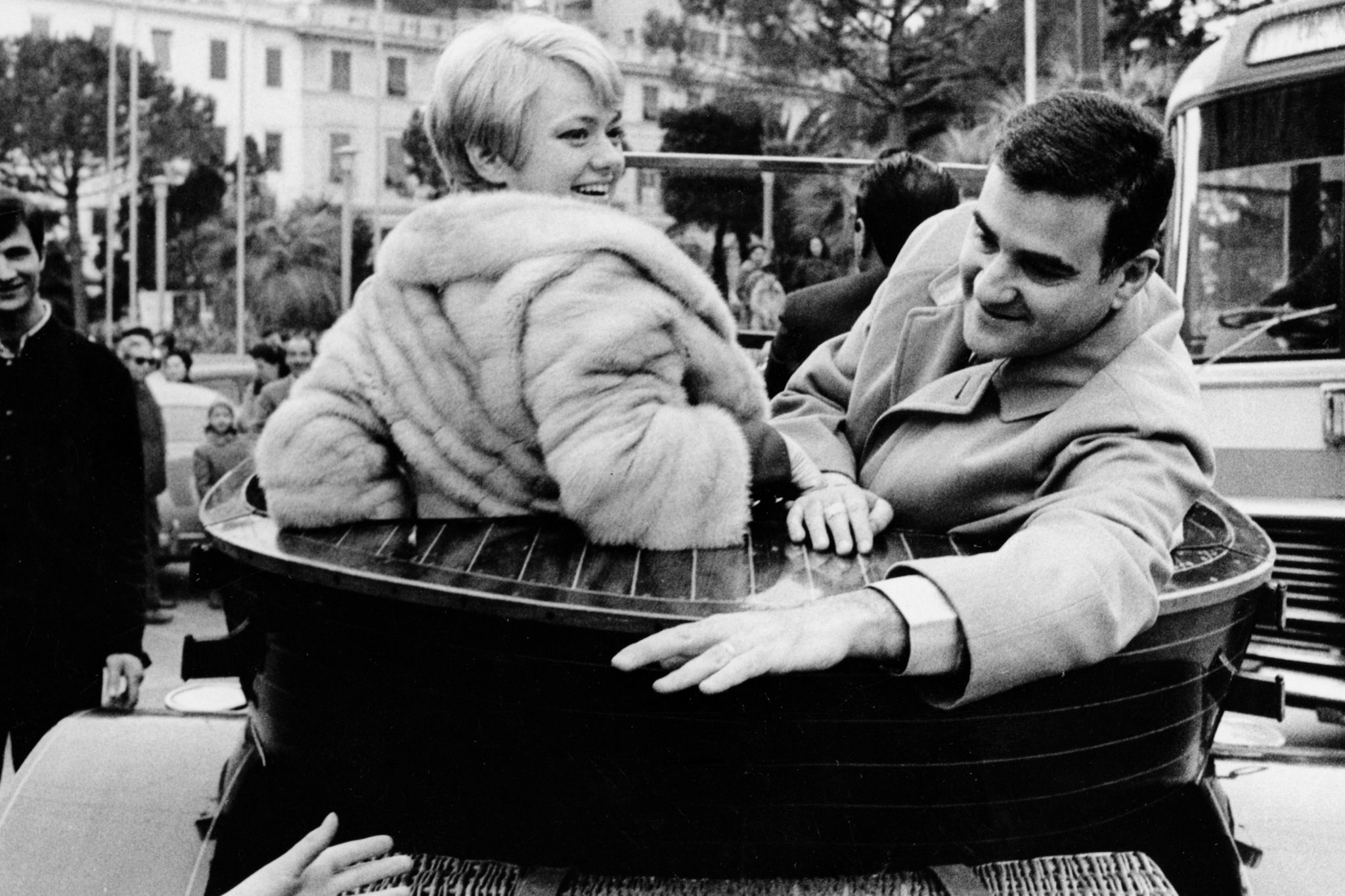 Teddy Reno compie 96 anni "portati divinamente", parola della moglie ...