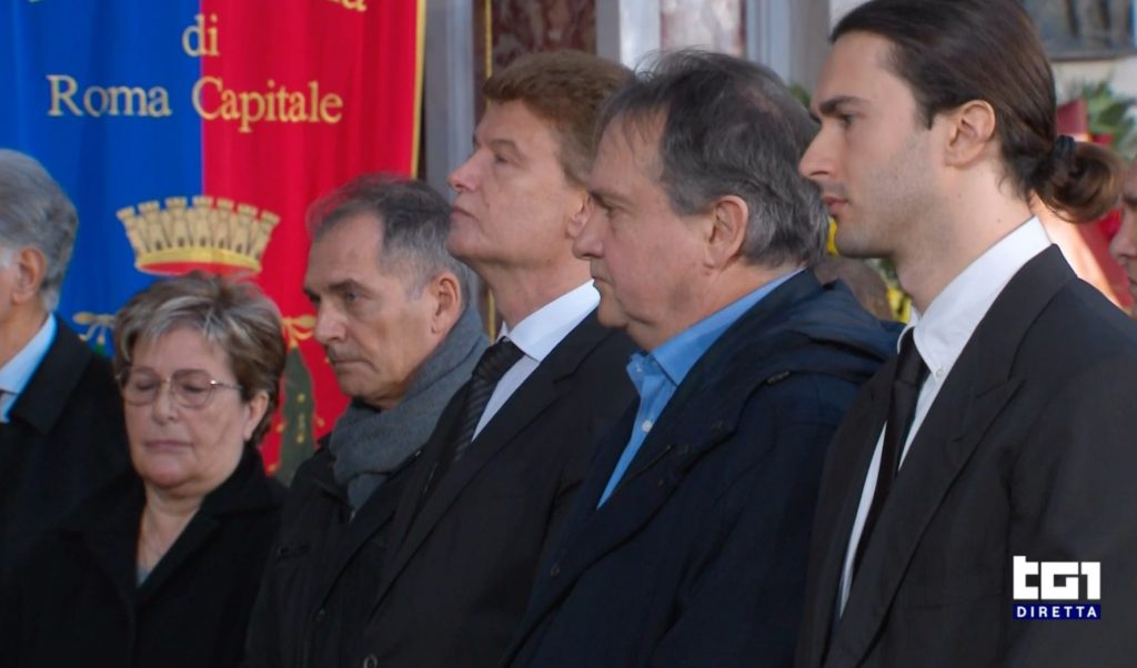 Gina Lollobrigida, dopo i funerali a Roma tra applausi e omaggi verrà ...