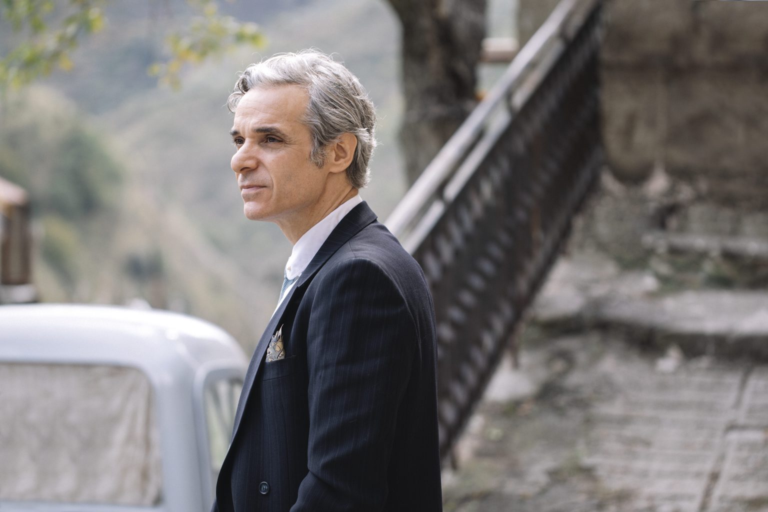 Francesco Colella, l'onestà dell'essere attore: "A volte per dar vita a ...