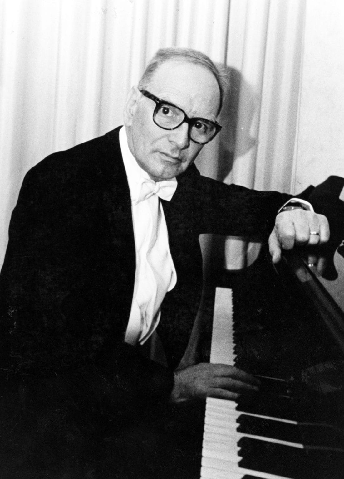 Ennio Morricone, il figlio: "Ci consegnò il suo necrologio il giorno ...