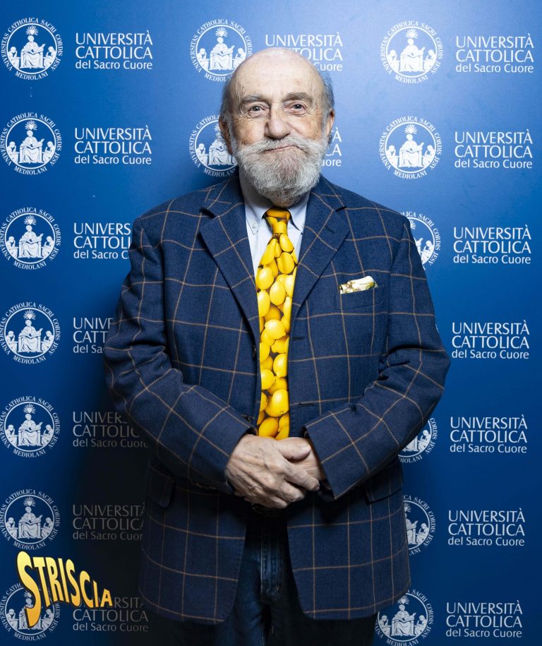 Striscia La Notizia riporta Drive In in tv: gli ospiti del tg satirico ...