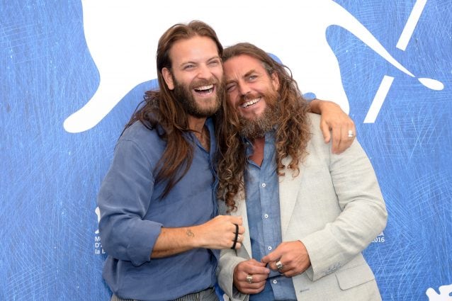 Chi è Mirko Frezza all'Isola dei Famosi 2025, la storia dal passato in ...