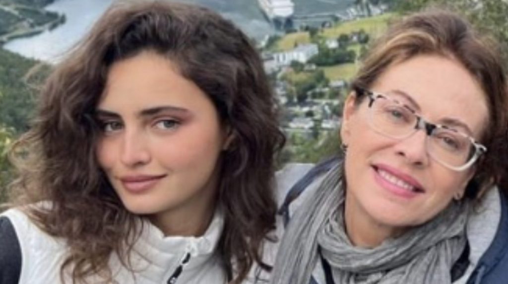 La ferita di Elena Sofia Ricci: dal tradimento del marito con Nancy ...