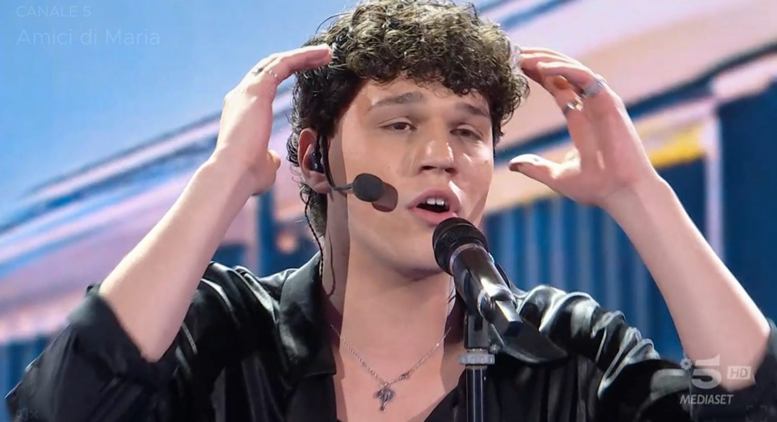 Serale di Amici 2025, Jacopo Sol e Chiara sono gli eliminati della settima puntata: cosa è ...