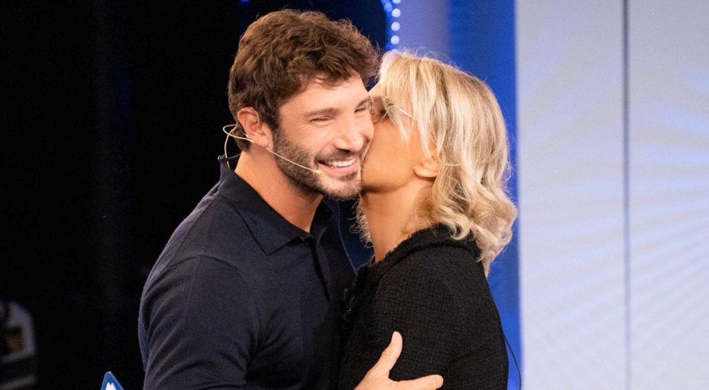 Stefano De Martino: "Maria De Filippi è una costante nella mia vita ...