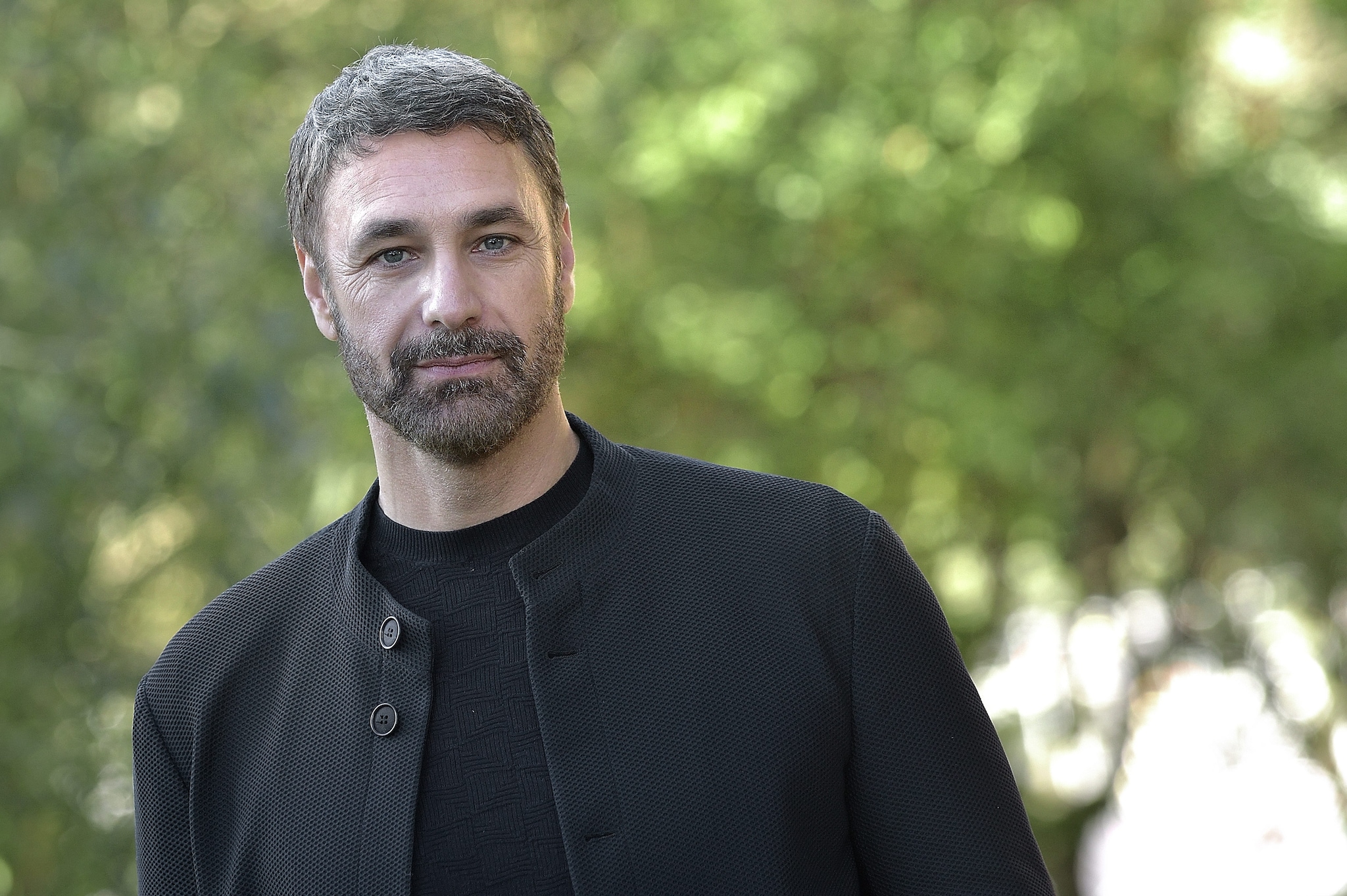 Raoul Bova rompe il silenzio: "Brutto vedere la propria vita privata su ...