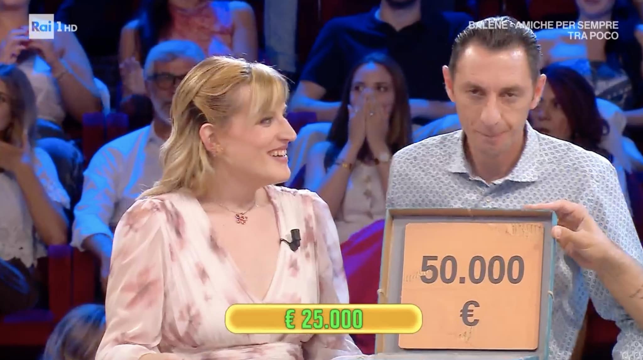 Ad Affari Tuoi Linguini ha beccato il pacco nero, accetta l'offerta ma ...