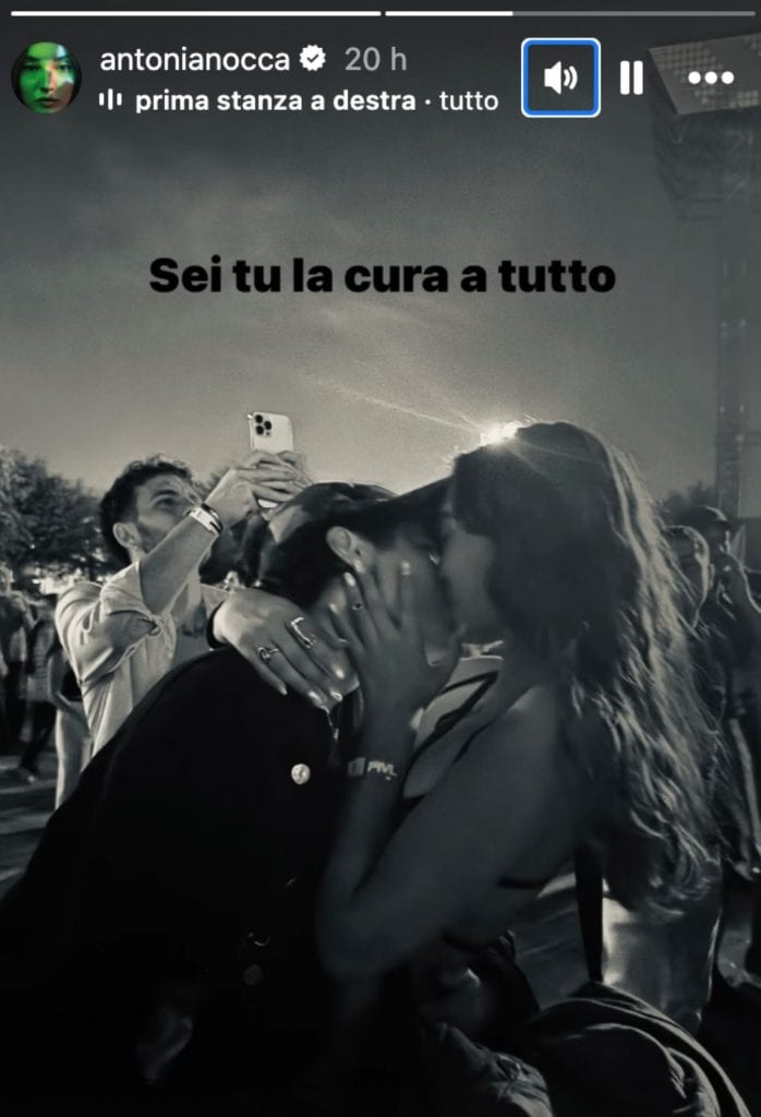 Il primo bacio in pubblico tra Antonia Nocca e Senza Cri: la foto che ...