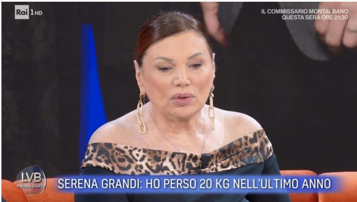 Serena Grandi: "Operata per un cancro al seno dopo la morte di mia madre. Oggi ho perso 20kg"