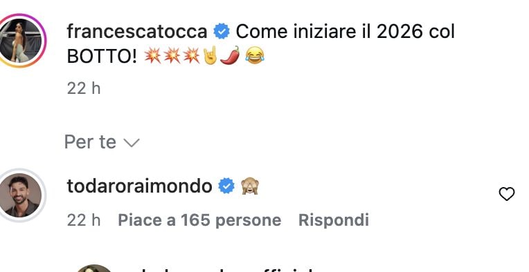Francesca Tocca cade dalle scale durante una sfilata, la reazione di ...