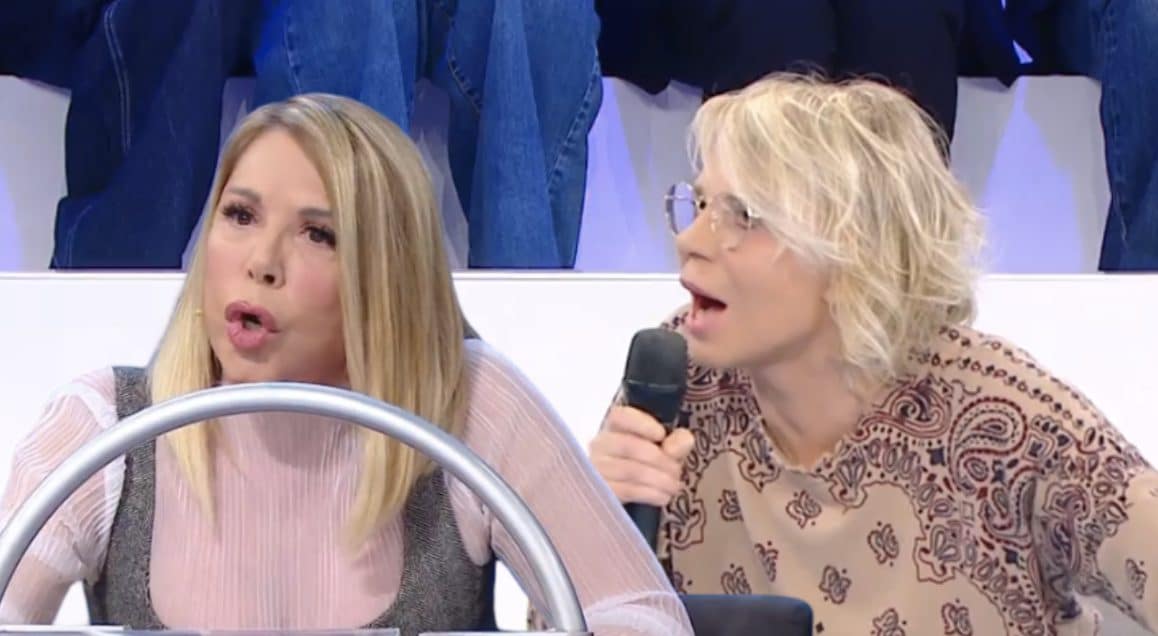 Ad Amici la lite tra Anna Pettinelli e Opi, De Filippi lo difende ...