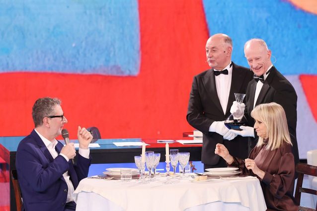Fabio Fazio ha preso il "circoletto" e ci ha fatto il miglior programma ...