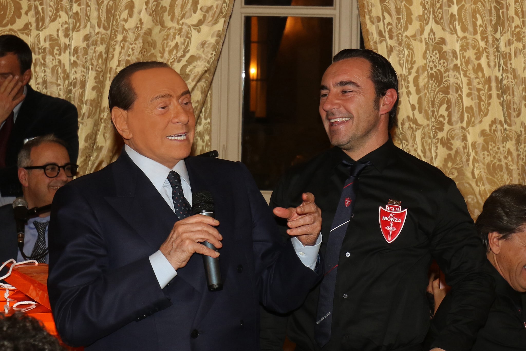 Cristian Brocchi a Fanpage.it: "La salute è tutto, ma basta massacrare ...