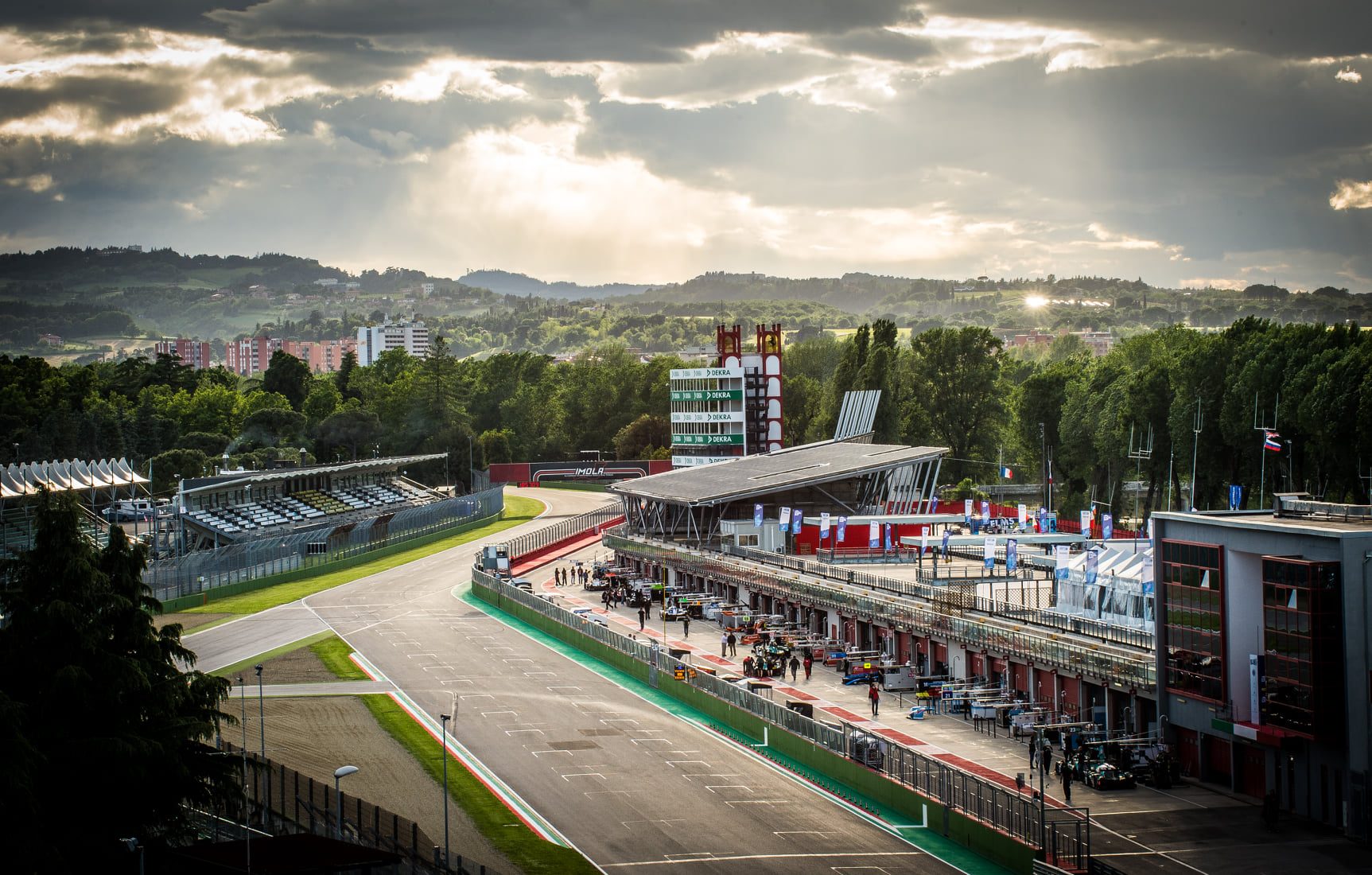 Calendario F1 2020, ispezione a Imola: l'Italia sogna il terzo GP dopo ...