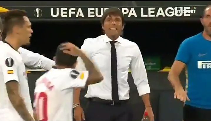 Banega e lo sfotto' del parrucchino a Conte che infiamma la Rete. "Ci ...