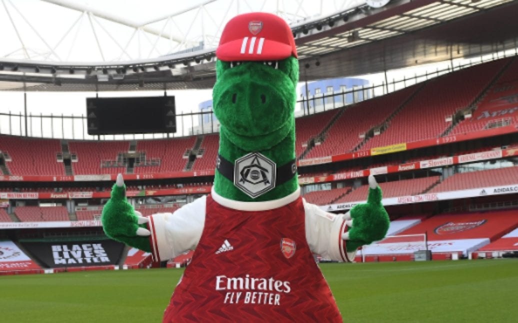 Arsenal, tifosi in festa per Gunnersaurus: la mascotte dinosauro torna ...