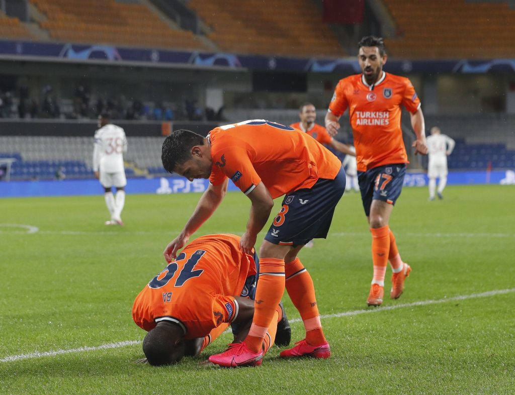 Demba Ba fa gol con il Manchester United tutto all'attacco: come non ...