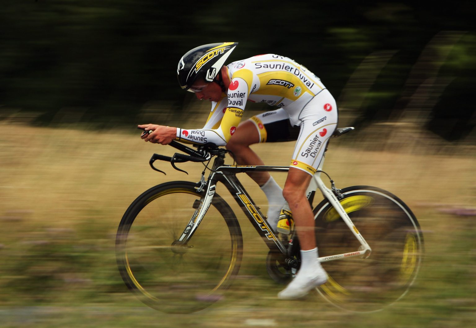 Ciclismo, Riccardo Riccò squalificato a vita per doping