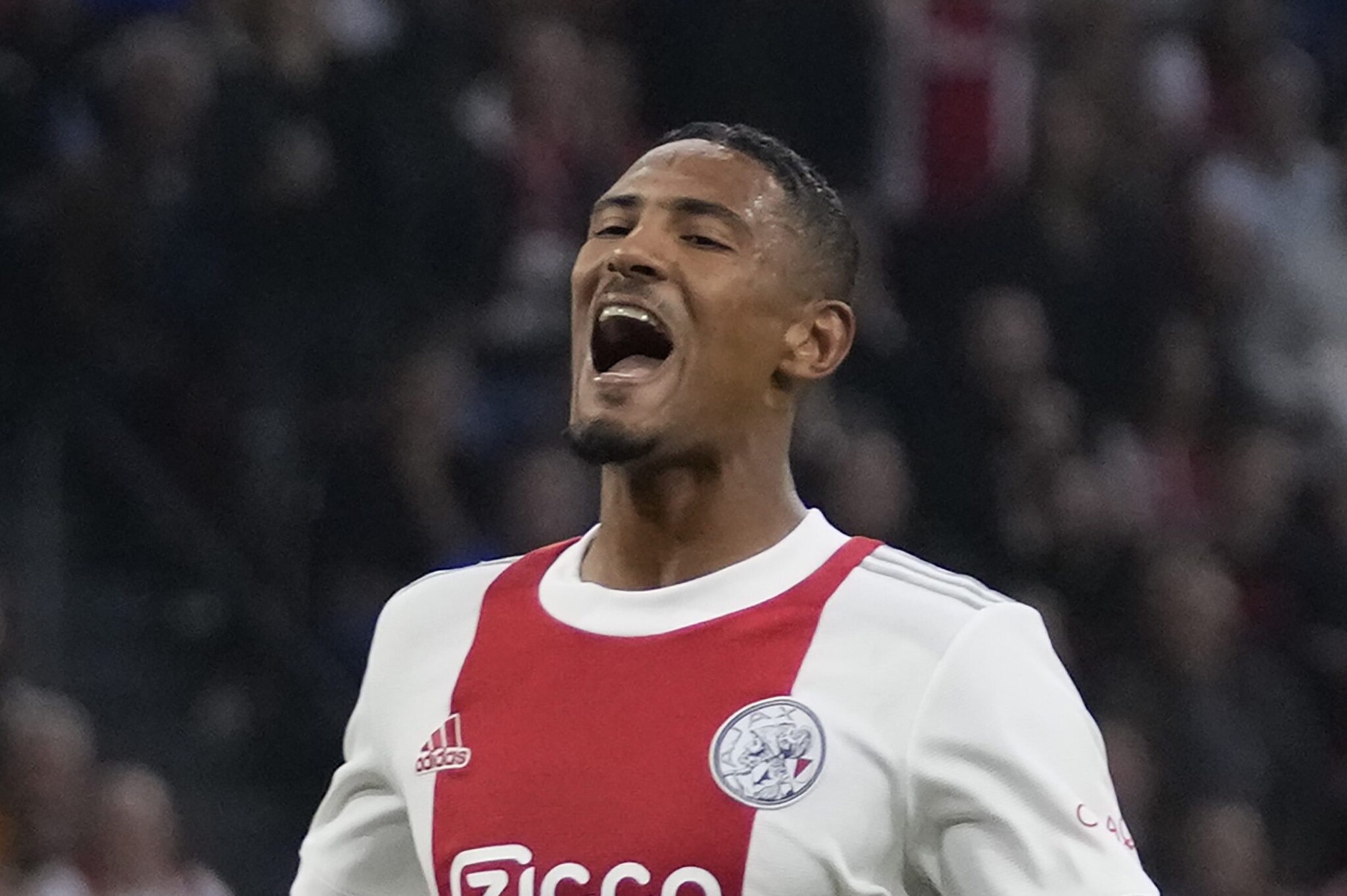 Haller reagisce male alla domanda sulla Coppa d'Africa: "Se fossi stato ...
