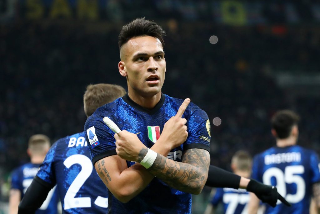 Il testo del nuovo inno dell'Inter: Non siamo scesi mai all'inferno