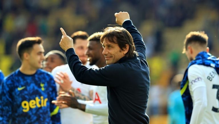 Antonio Conte parla del parrucchino e dei suoi capelli a Le Iene