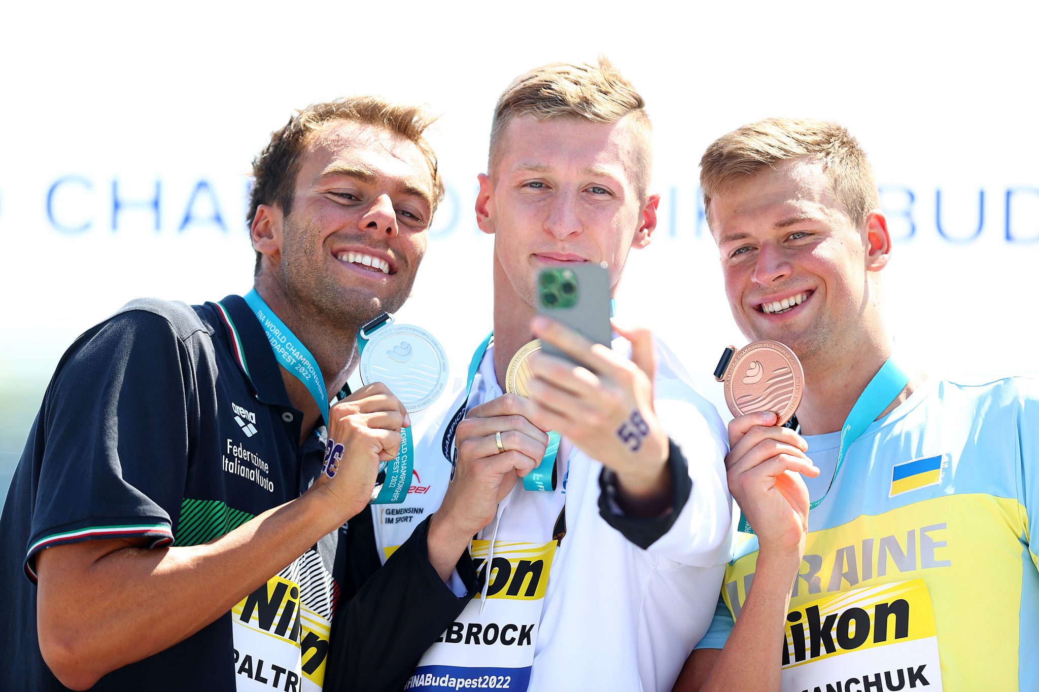 Romanchuk non dimentica l'immagine del rivale russo con la Z sul petto ...