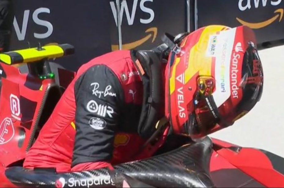 Lo strano team radio di Sainz dopo la sua miglior gara in Ferrari: "Mi ...