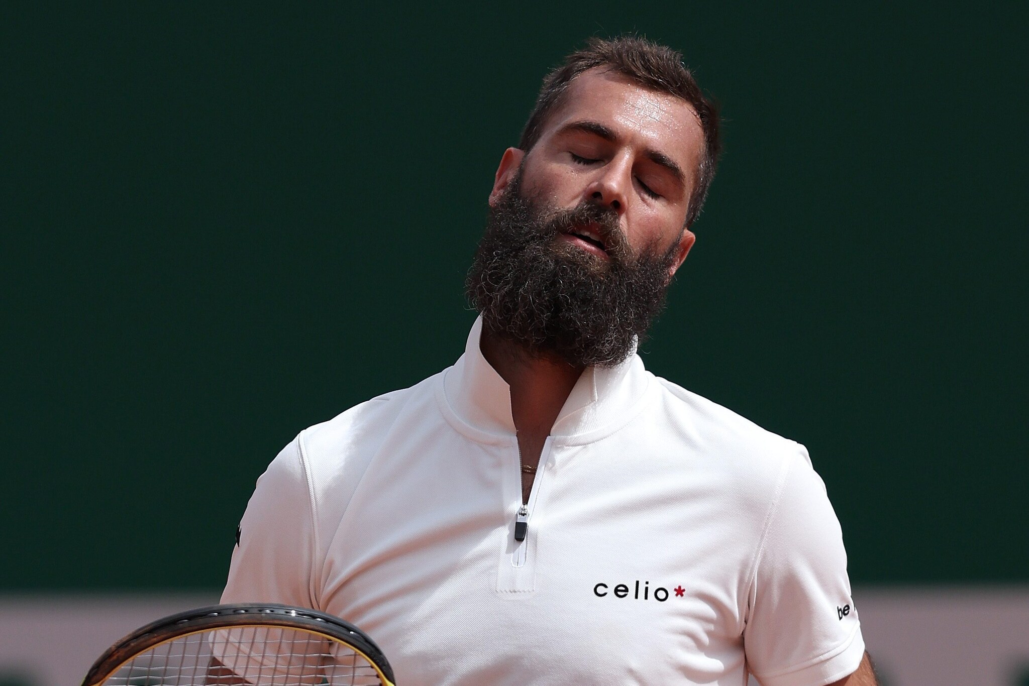 Paire ha raggiunto il limite, la scelta è drastica: "Pausa a tempo ...