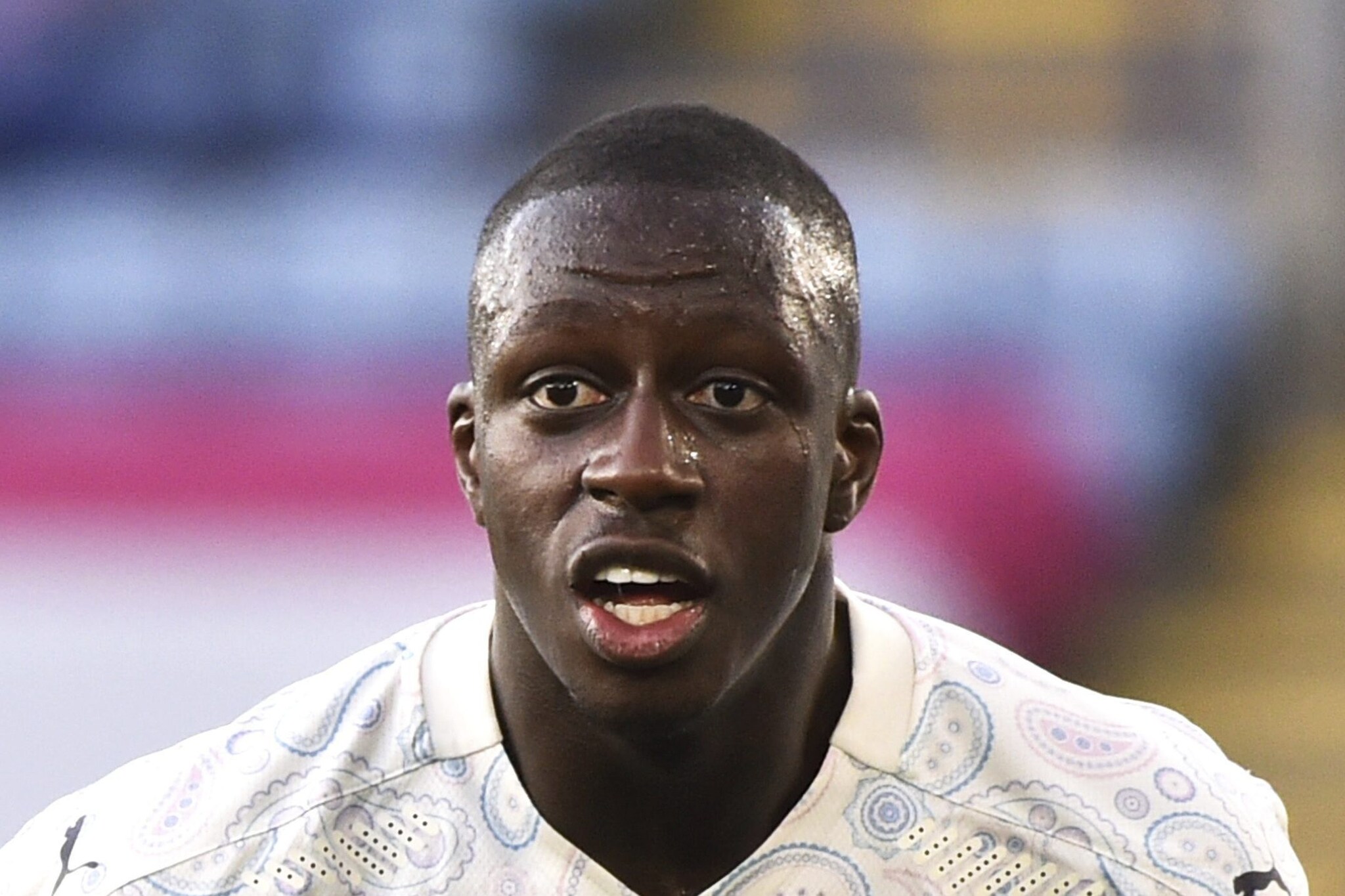 Parte il processo di Benjamin Mendy, accusato di 8 stupri: il campione ...