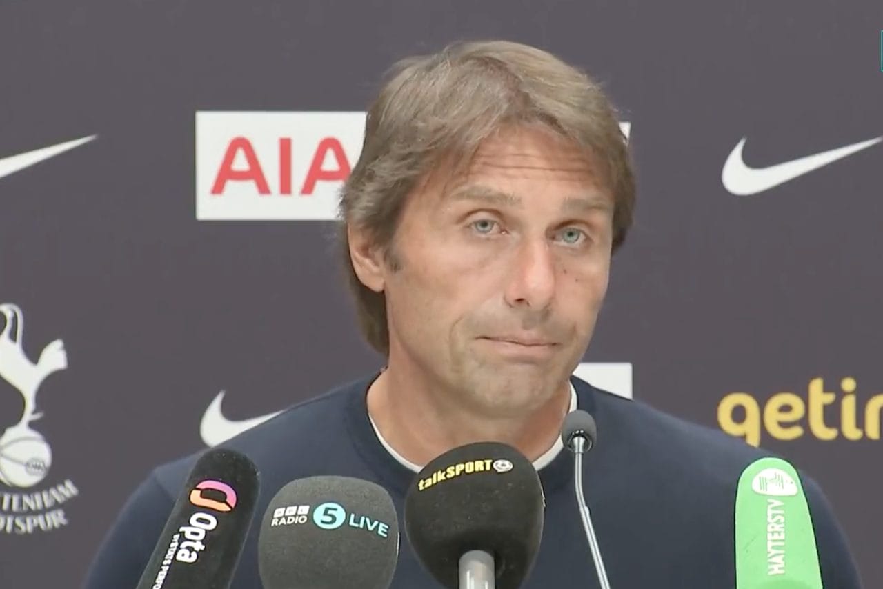 Antonio Conte parla del parrucchino e dei suoi capelli a Le Iene