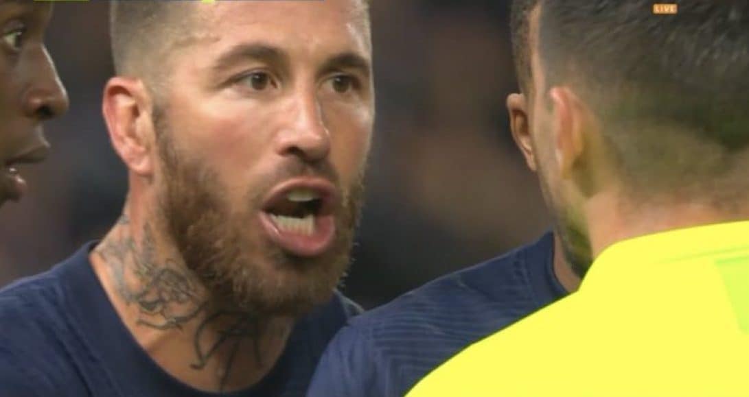 Sergio Ramos prende due cartellini in pochi secondi, espulso: ha detto ...