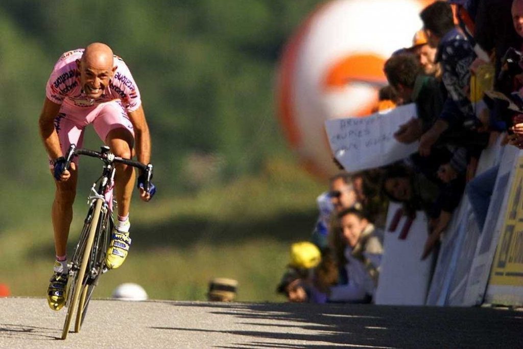 Il mistero della morte di Pantani: le domande senza risposta su cosa ...