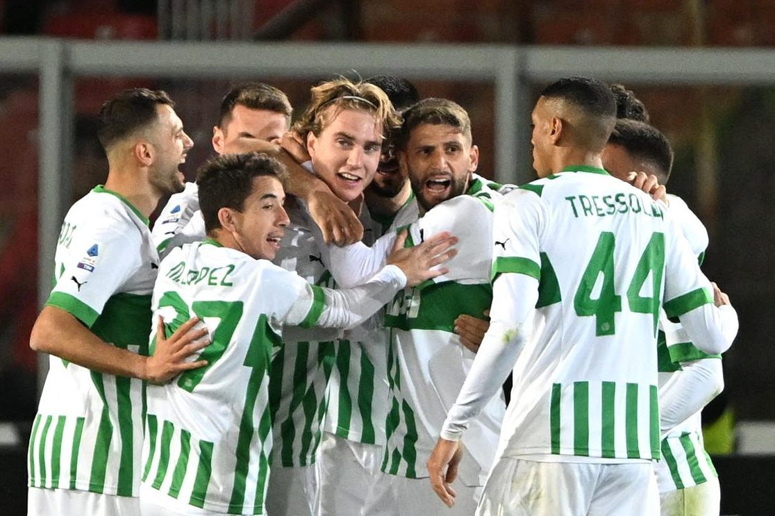Colpo del Sassuolo in casa del Lecce: il gol di Thorstvedt nella ...
