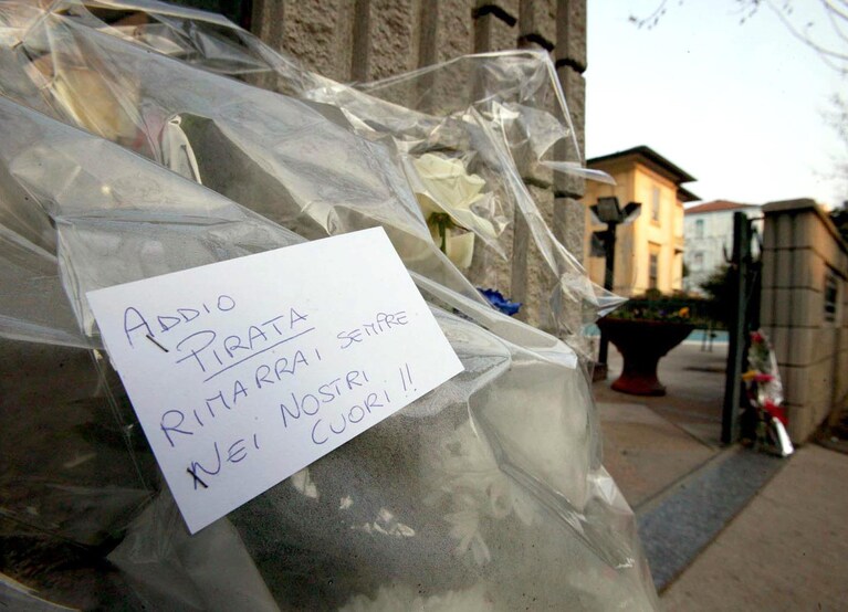Il mistero della morte di Pantani: le domande senza risposta su cosa ...