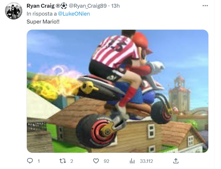 Salta in groppa all'avversario per fermare il contropiede: poi ...