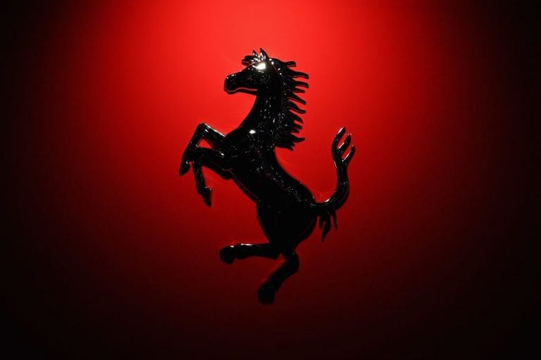 Come nasce il cavallino rampante della Ferrari: il logo della scuderia ...
