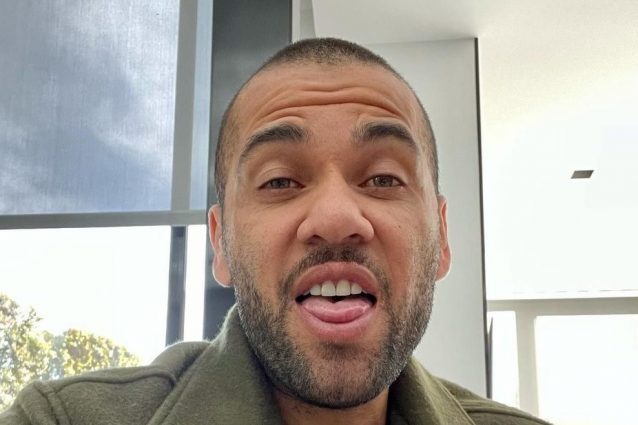 Trapela il filmato integrale della sera in cui Dani Alves è accusato di ...