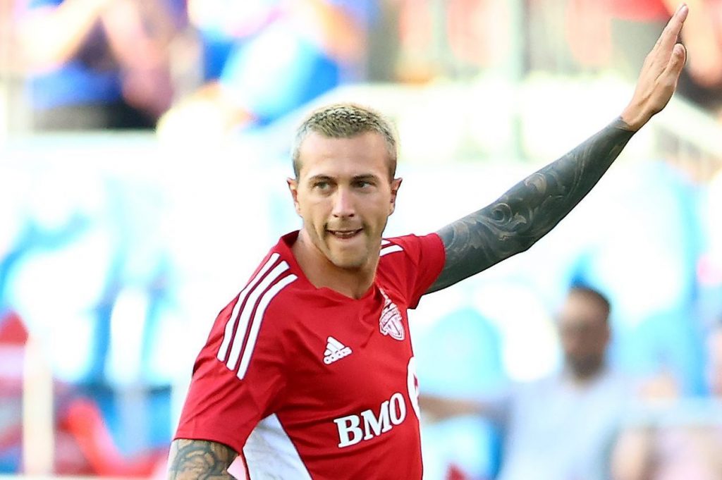 "Bernardeschi geloso di Insigne per colpa del giubbotto": a Toronto si ...