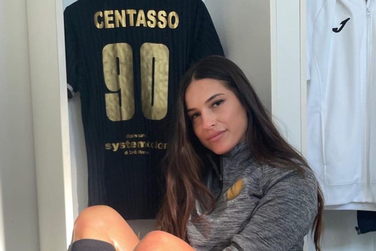 Agata Centasso finisce sul Sun ed è costretta a smentire tutto: "Alt ...