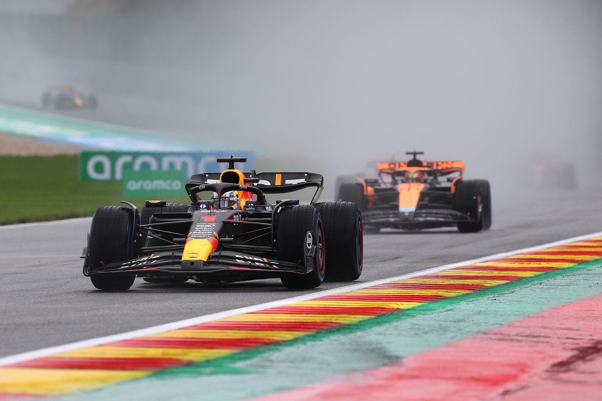 Formula 1, Verstappen vince il GP Belgio a Spa, Leclerc sul podio con la Ferrari: classifica ...