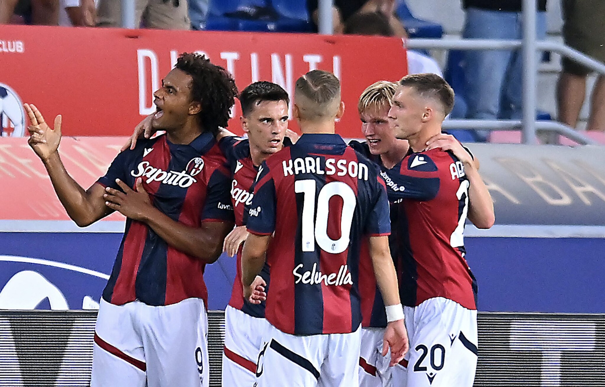 Fabbian Fa Gioire Il Bologna Nel Finale Contro Il Cagliari Il