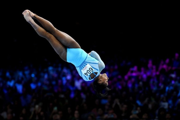 La farfalla Simone Biles è rinata con uno splendido salto impossibile ...