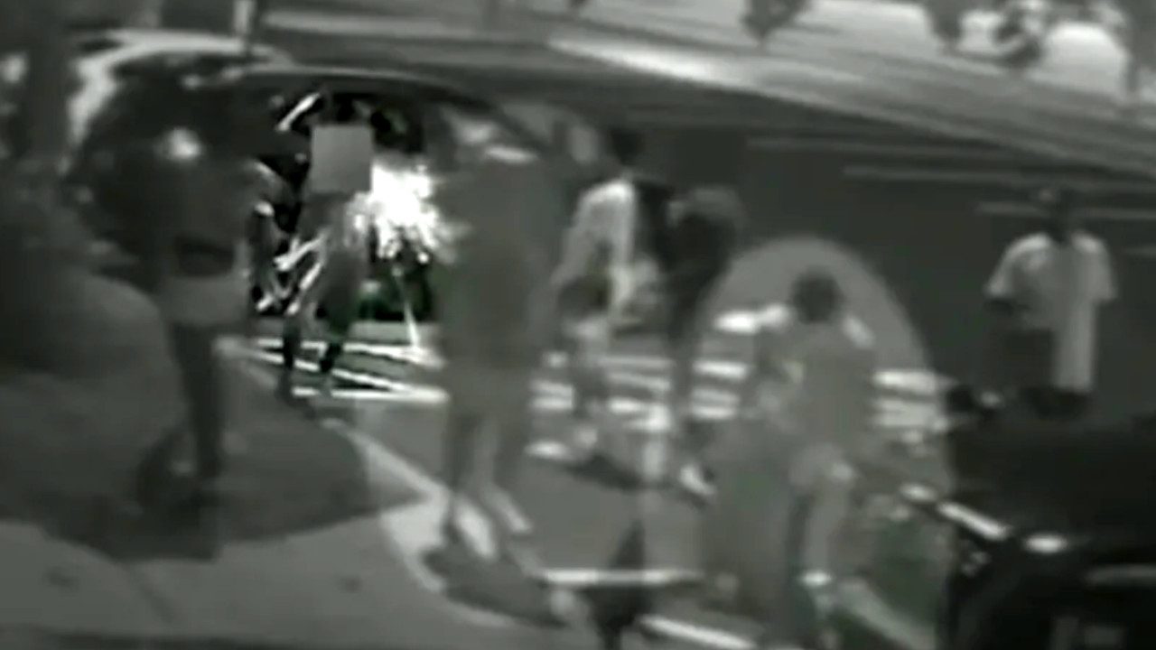 Shock nel football: litiga in allenamento, prende una pistola e spara ...