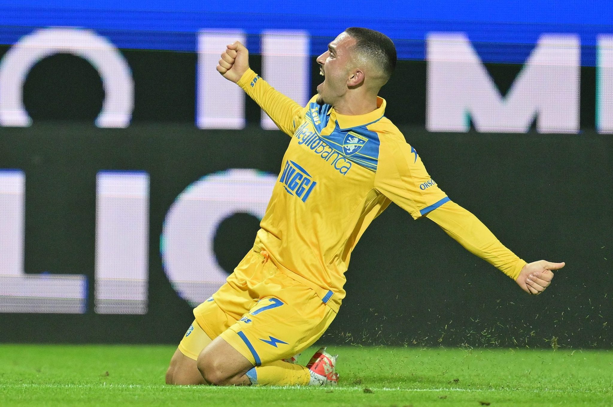 Chi è Arijon Ibrahimovic del Frosinone, rivelazione della Serie A che ...