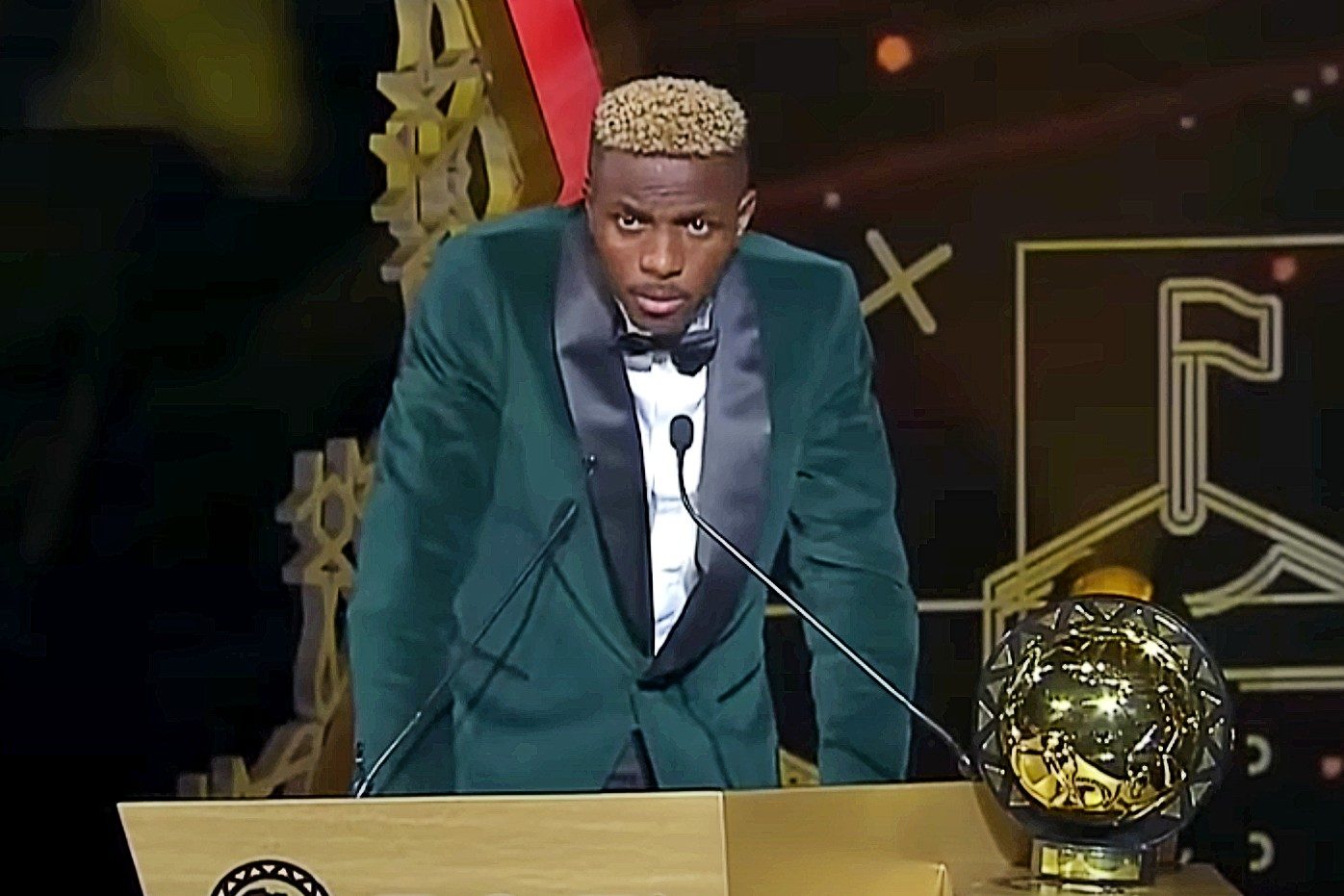 Osimhen svela la verità sul controverso video TikTok del Napoli ...