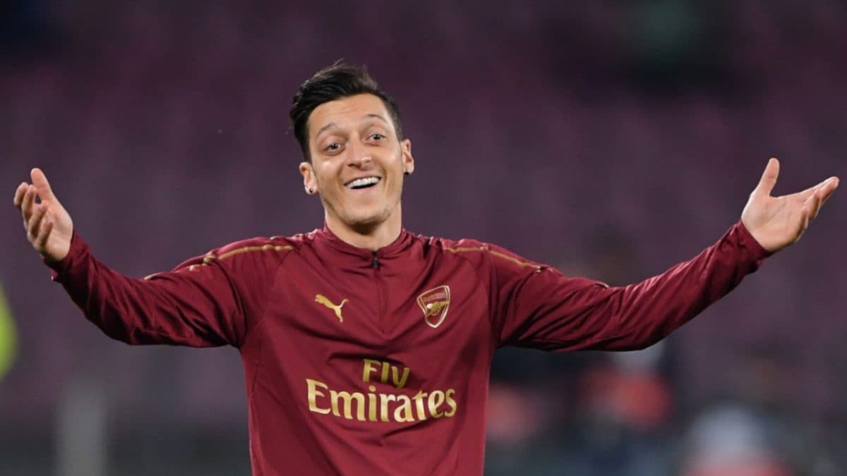 Mesut Ozil fulmina Leonardo di Caprio con una risposta micidiale: l ...